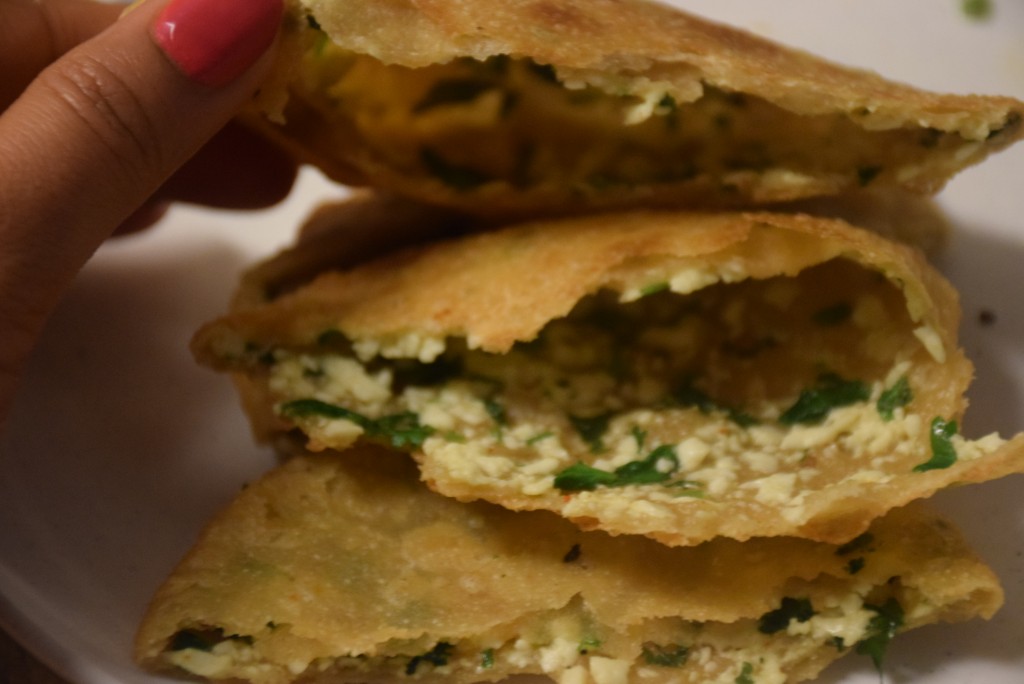 Khasta Paneer Poori – CARENSHARE