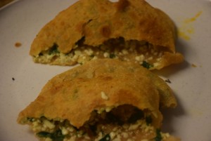 Khasta Paneer Poori – CARENSHARE